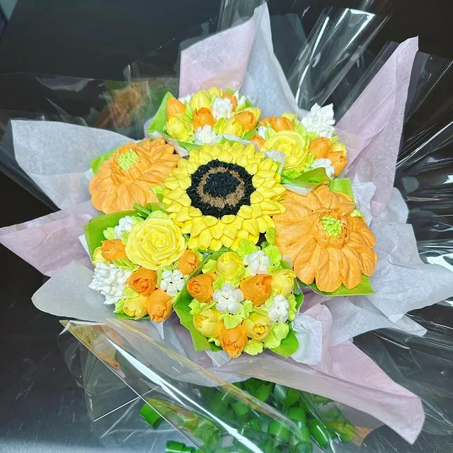 Naples Custom Cakes and Designs | Ema Sweets